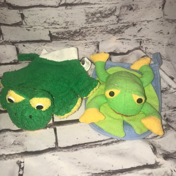 Bath | Lot Of 8 Bathroom Frog Decorations Lufa Wash Cloth Rubber Frog ...